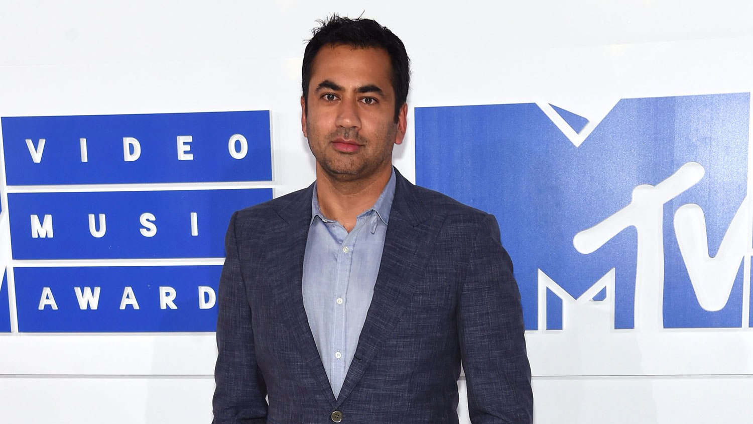 Kal Penn Net Worth Age Height Wife Profile Movies Kal Penn Net Worth Age Height Wife Profile Movies